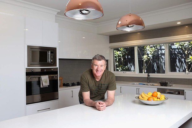 Stephen Quartermain – Kitchen Spy – Peter Barrett